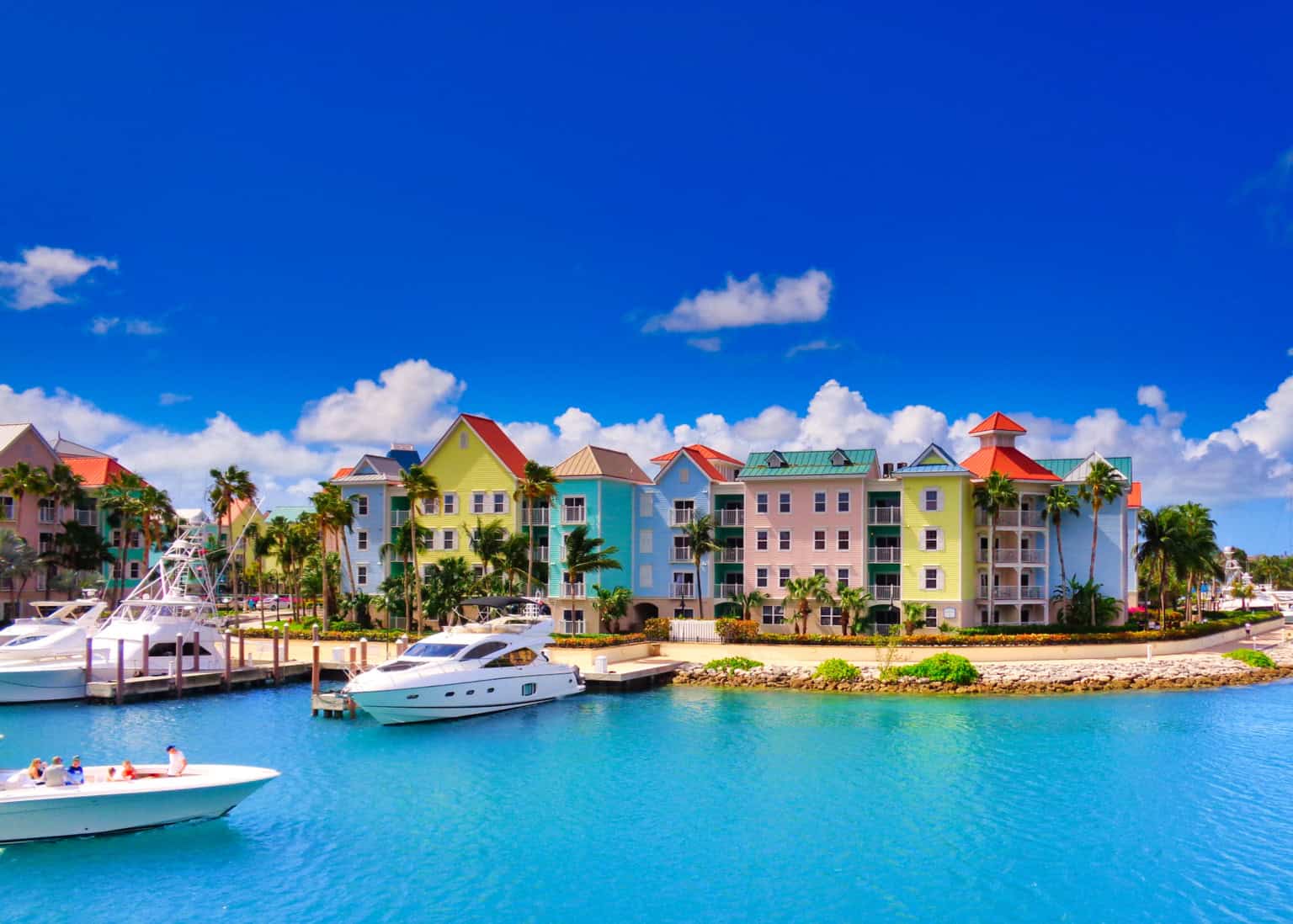 Bahamas: Health, Travel Insurance & Healthcare Guides